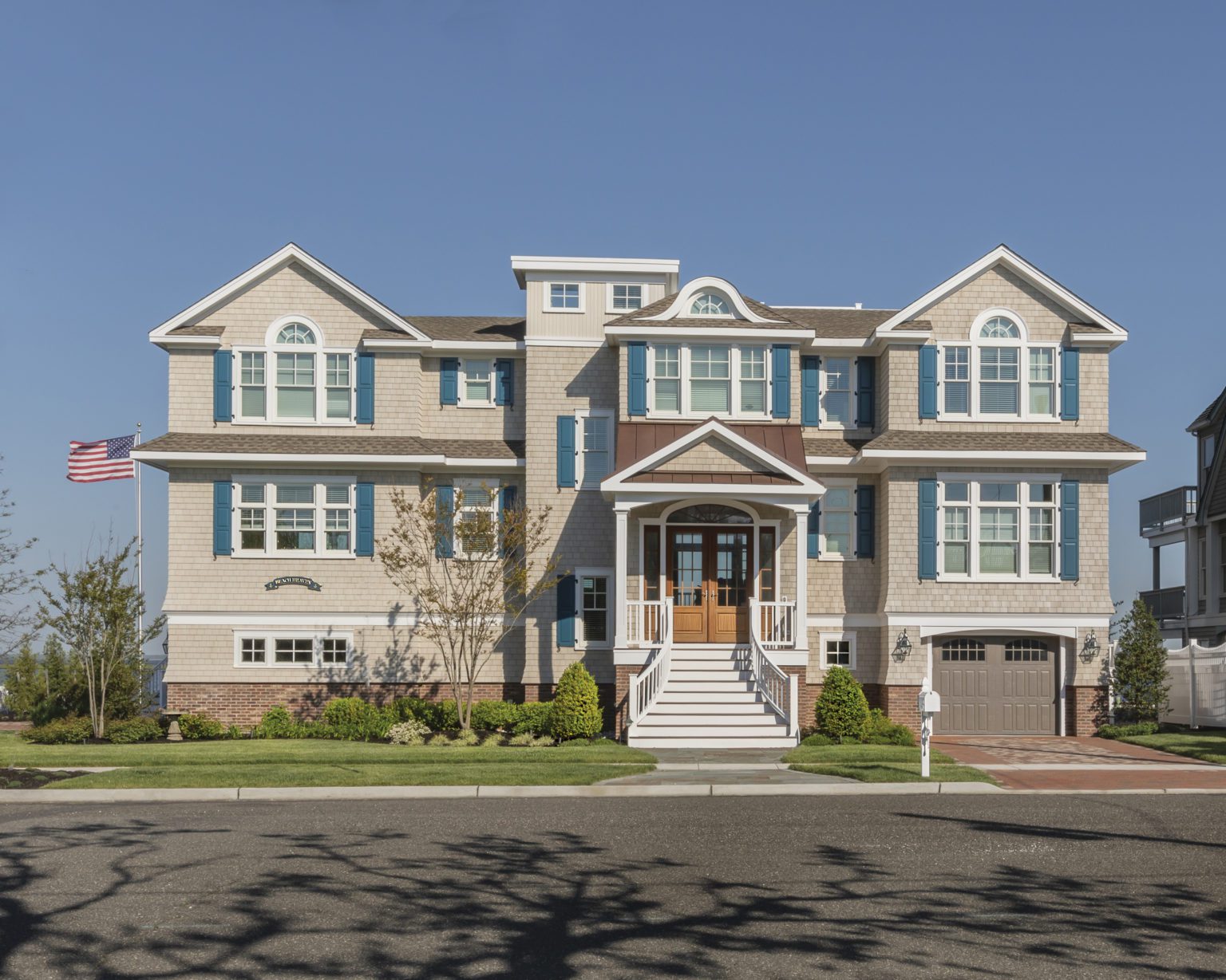 Custom Coastal Portfolio - cwbarchitecture.com